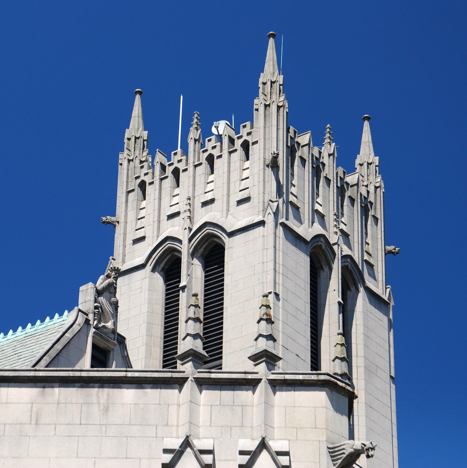 Purple and Gold: From Gothic to Modern at the UW Core • Seattle ...
